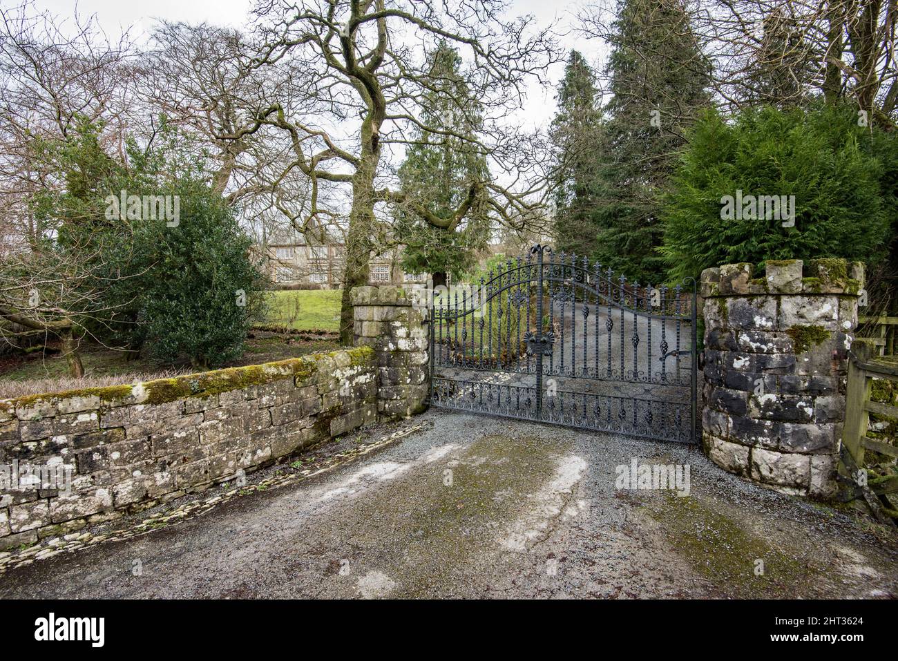 Hanlith hall kirkby malham malhamdale hi-res stock photography and ...