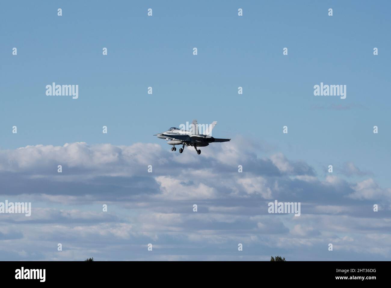 Jet de vuelo hi-res stock photography and images - Alamy