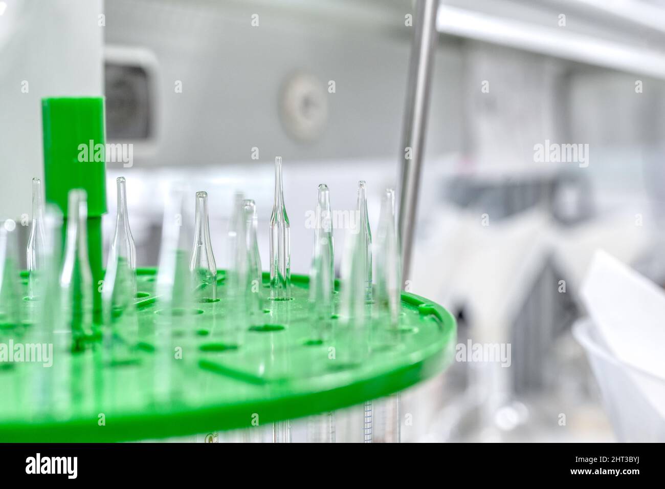 Glass test instruments hi-res stock photography and images - Alamy