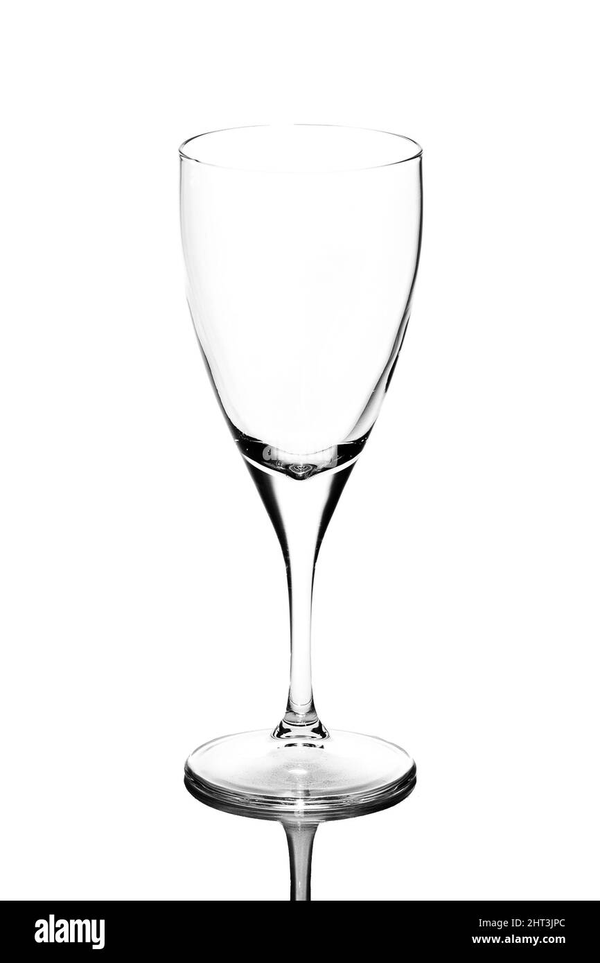Bottom of drinking glass hi-res stock photography and images - Alamy