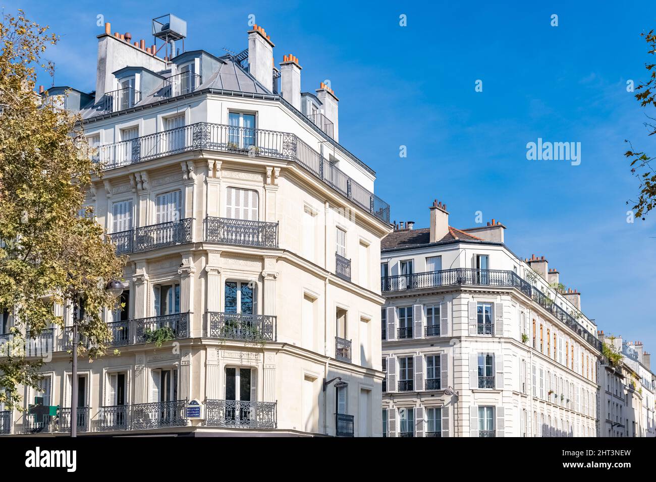 Paris, beautiful buildings Stock Photo - Alamy