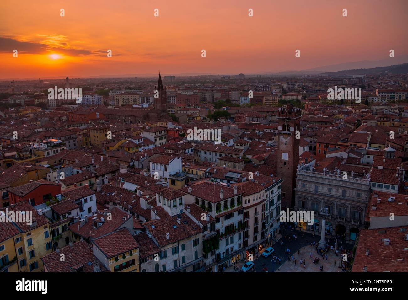 Main square of verona city hi-res stock photography and images - Alamy