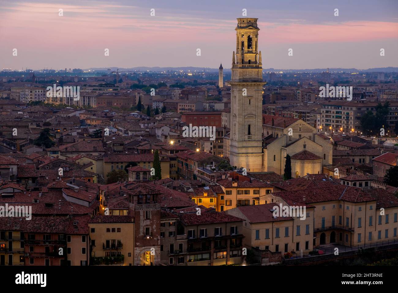 Owerview roofs hi-res stock photography and images - Alamy