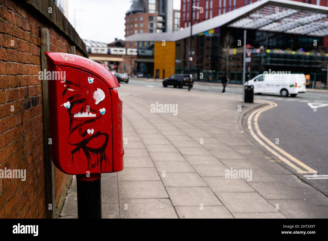 Manchester postbox hi-res stock photography and images - Alamy