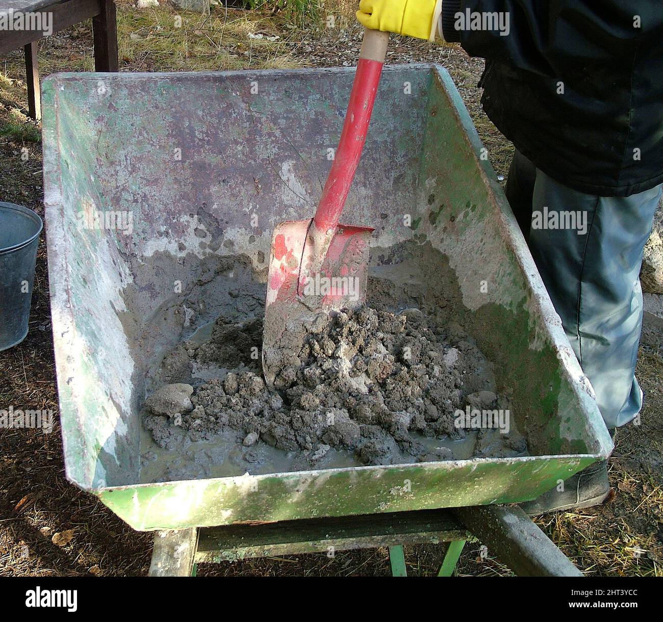 Fine concrete is mixed Stock Photo - Alamy