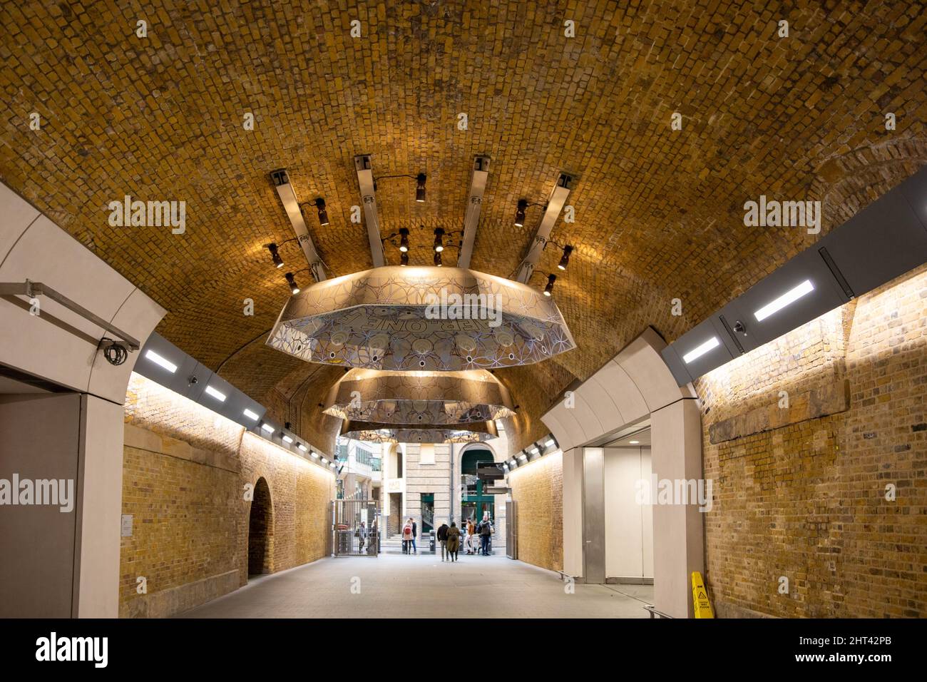 Sculpture on the ceiling of the passageway to London Bridge Station ...