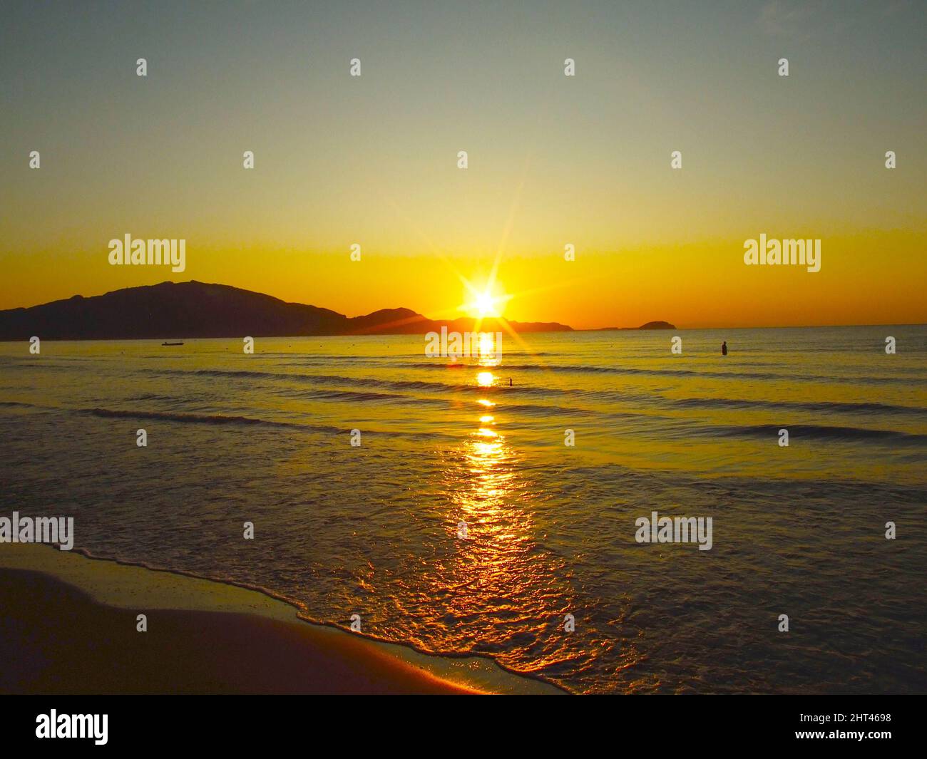 Beautiful bright sunset sky over Laganas beach in Zakynthos Island ...