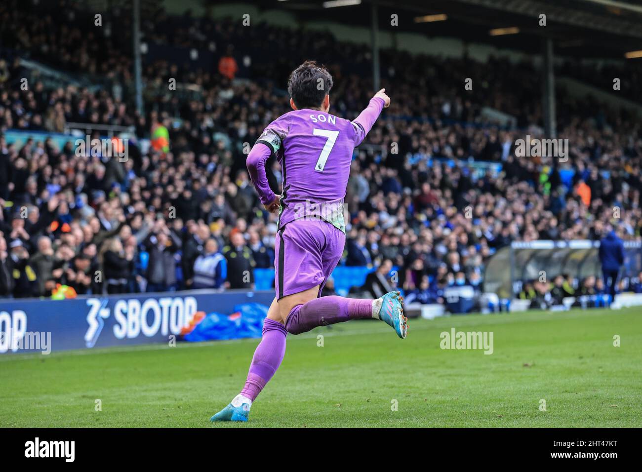 Heung min son 2022 celebration hi-res stock photography and images - Alamy