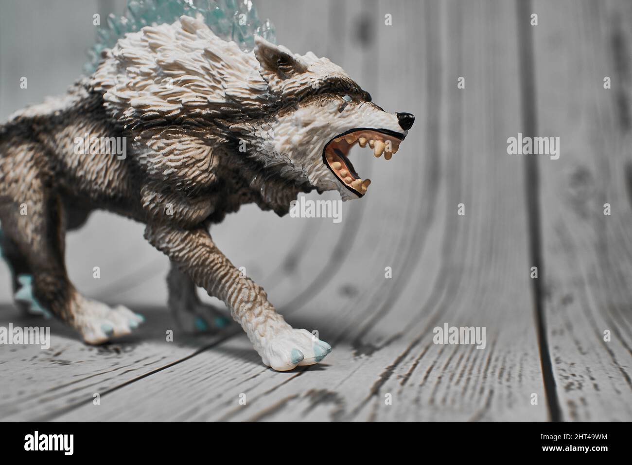 Schleich snow wolf from eldrador creatures Stock Photo - Alamy