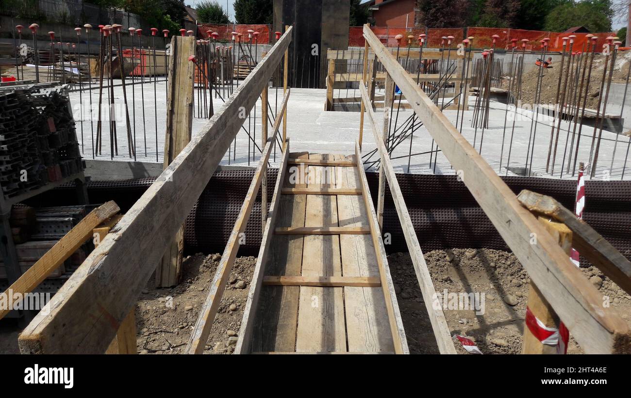 Construction of building foundation Stock Photo - Alamy