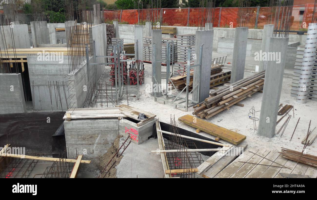 Materials for construction of building foundation Stock Photo - Alamy