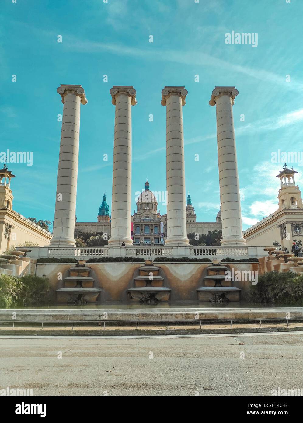 Four Columns are four Ionic columns originally created by Josep Puig i ...