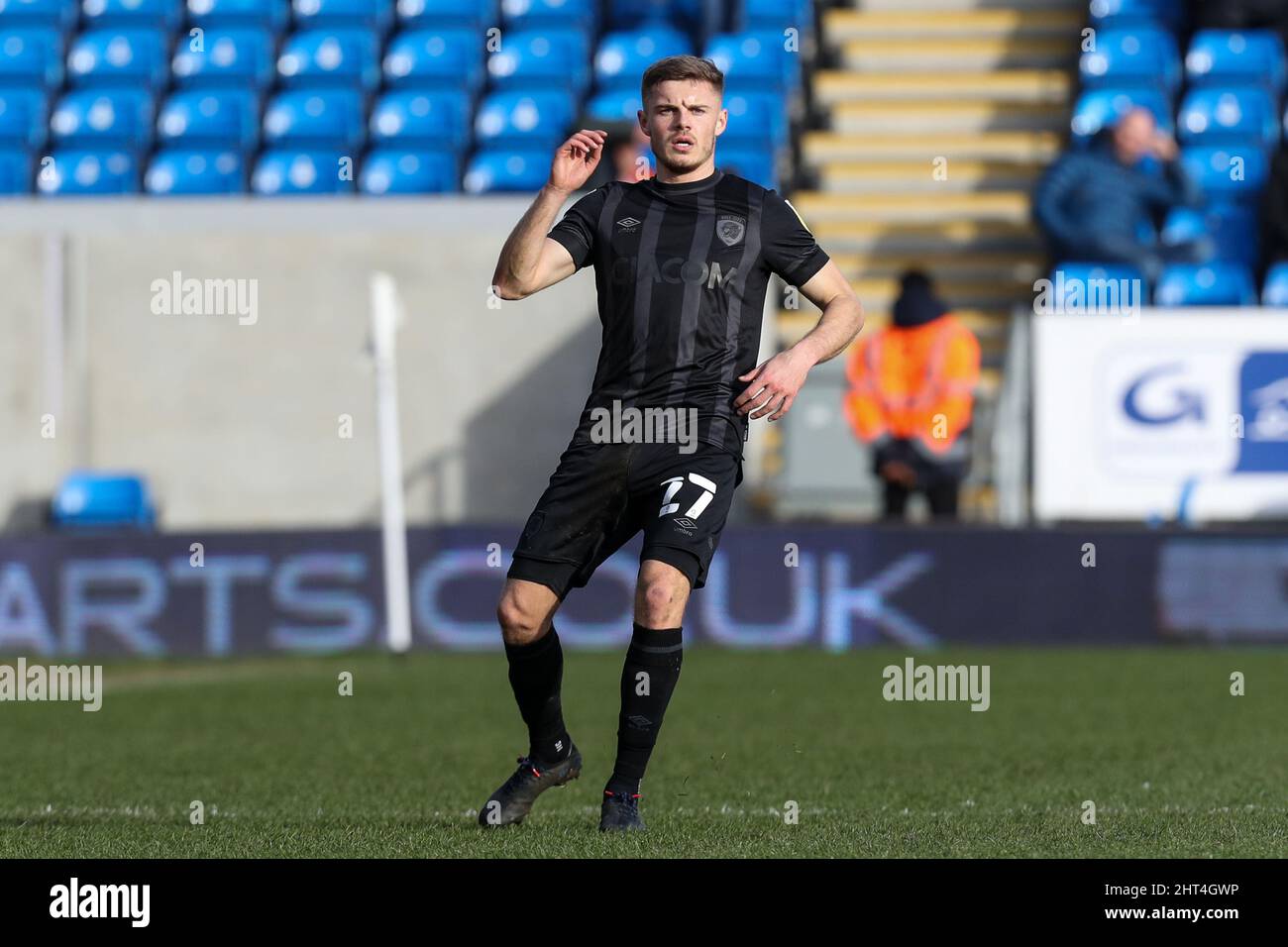 Regan Slater #27 of Hull City during the game Stock Photo - Alamy