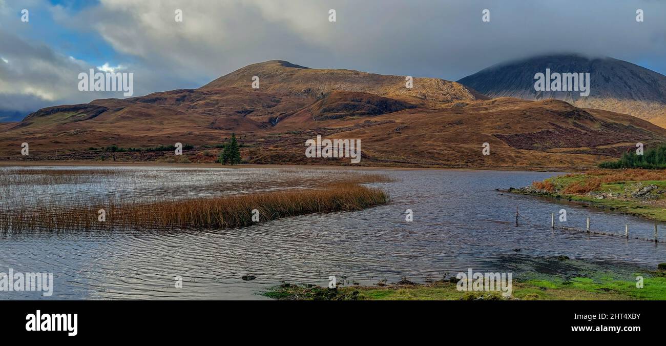 Beautiful autumn landscape scene in the Isle of Skye in Scotland Stock ...