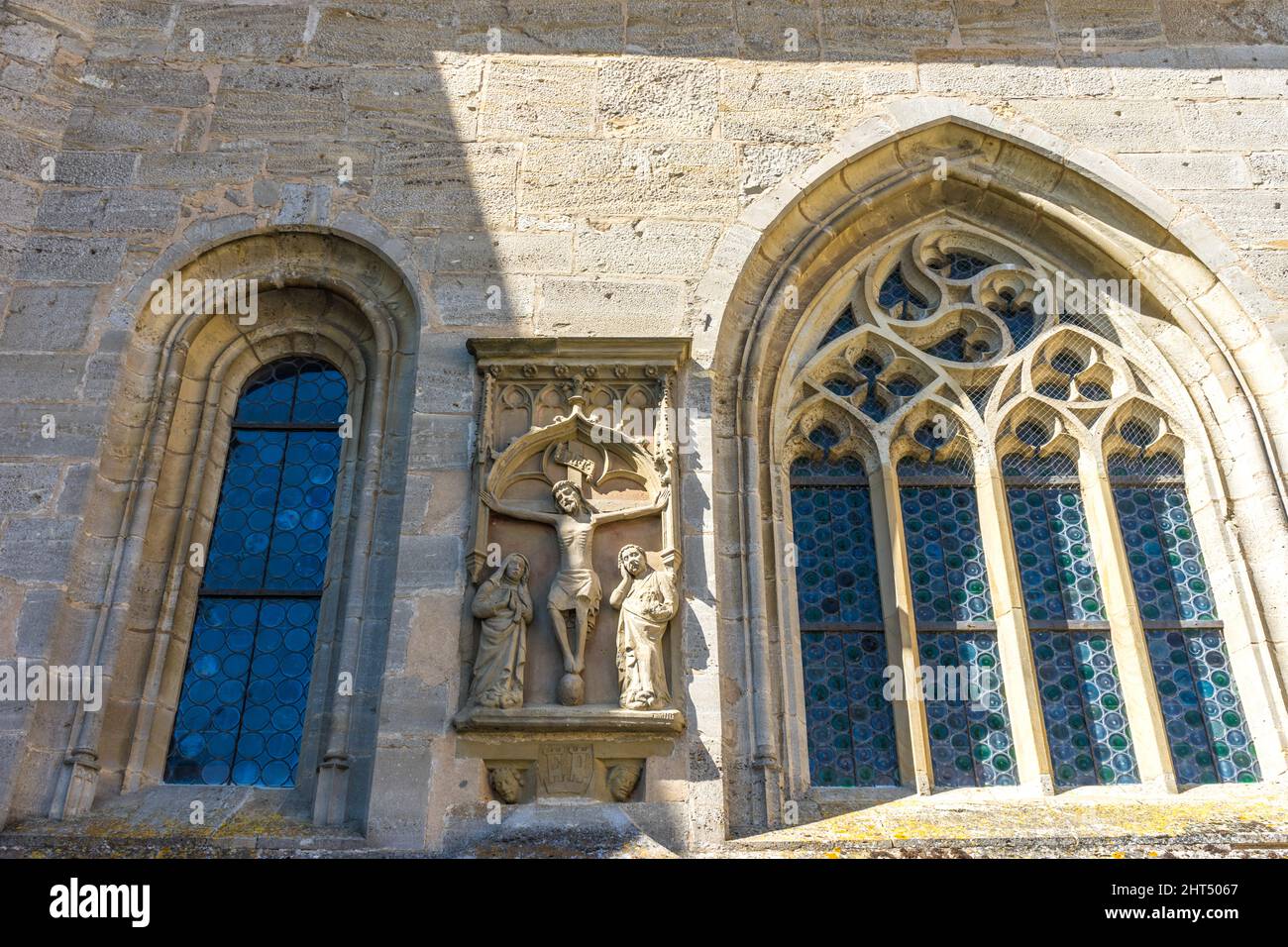 Relief on facade church hi-res stock photography and images - Alamy