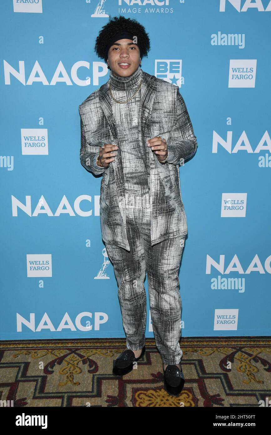 La'Ron Hines arrives at the 53rd NAACP Image Awards Viewing Party held ...