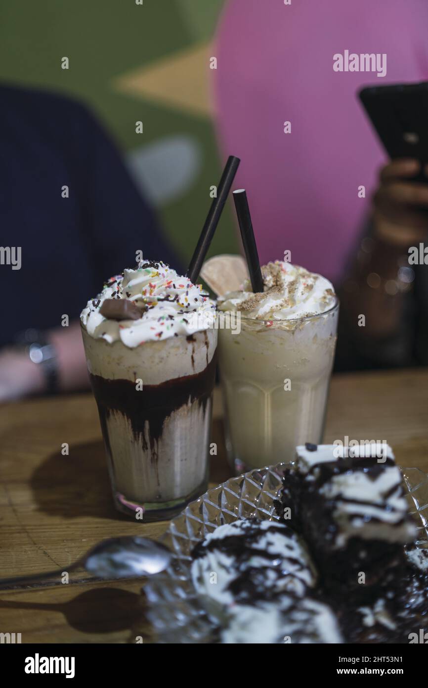 Two milkshakes hi-res stock photography and images - Alamy
