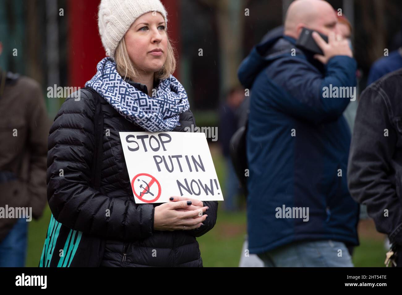 Putin no war hi-res stock photography and images - Alamy