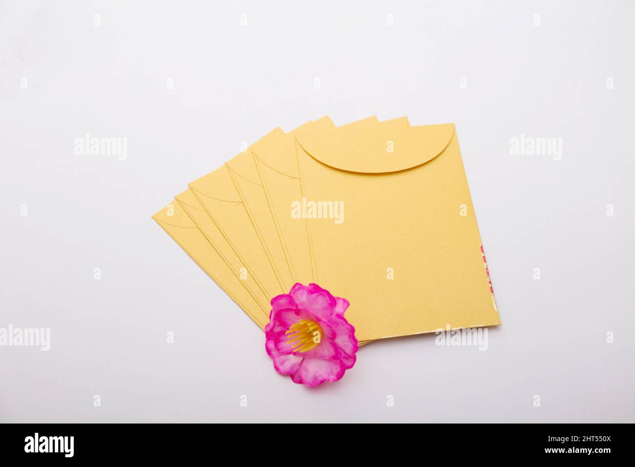 Chinese new year festival-Vietnamese Tet holiday red envelope with ...