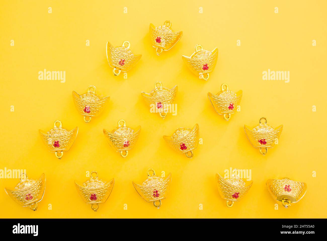 Chinese new year festival-Vietnamese Tet holiday red envelope with ...