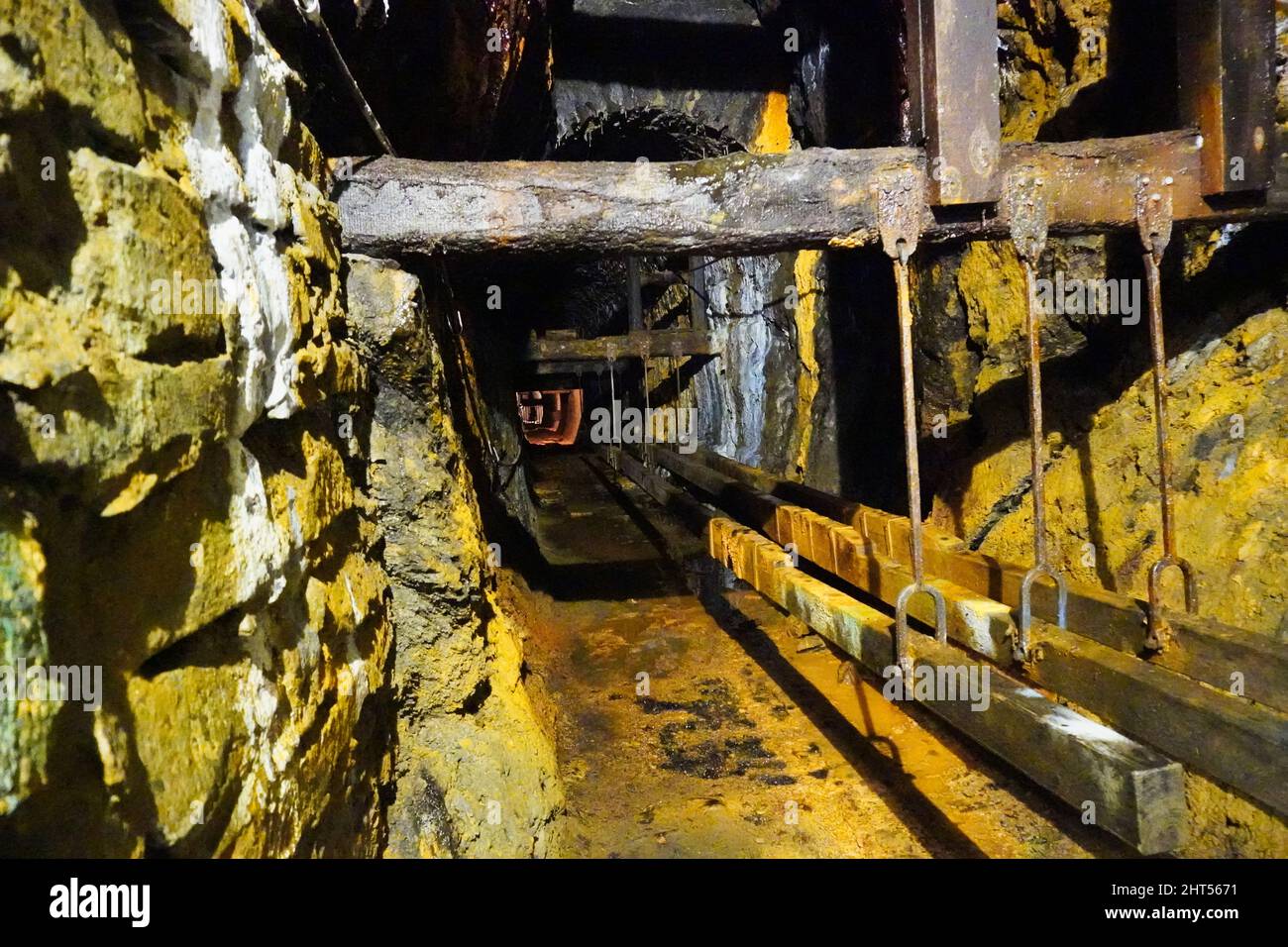 Landscape abandoned old mine hi-res stock photography and images - Alamy