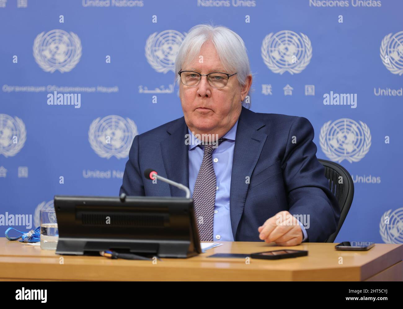 Refuge crises hi-res stock photography and images - Alamy