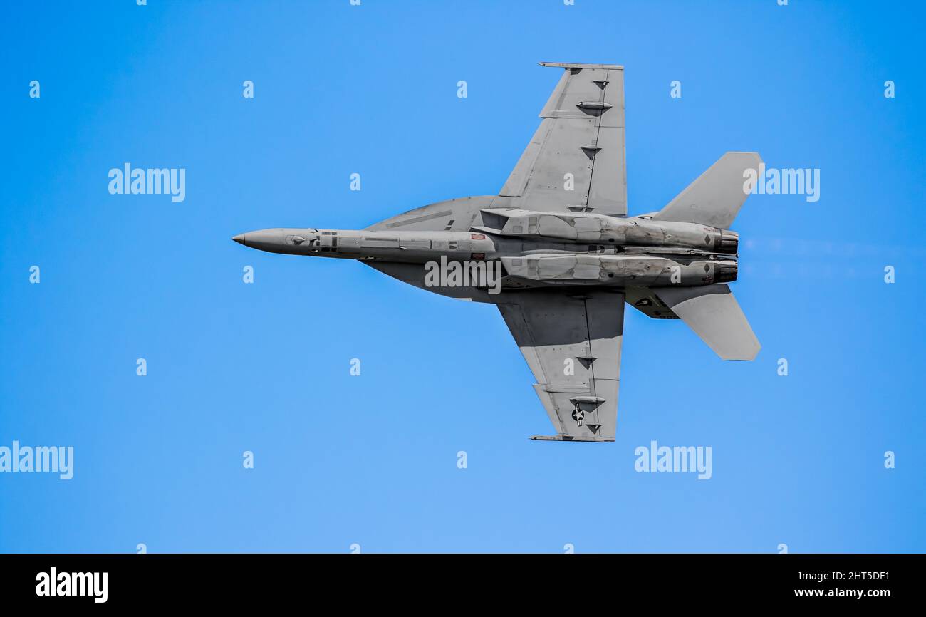 Twin-engine, carrier-capable, multirole fighter aircraft Boeing Super ...