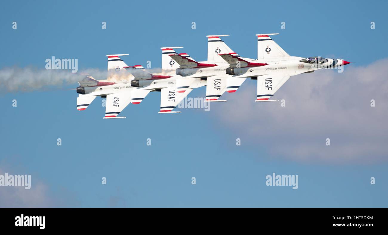 U.S. Air Force Thunderbirds air demonstration a mix of formation flying ...