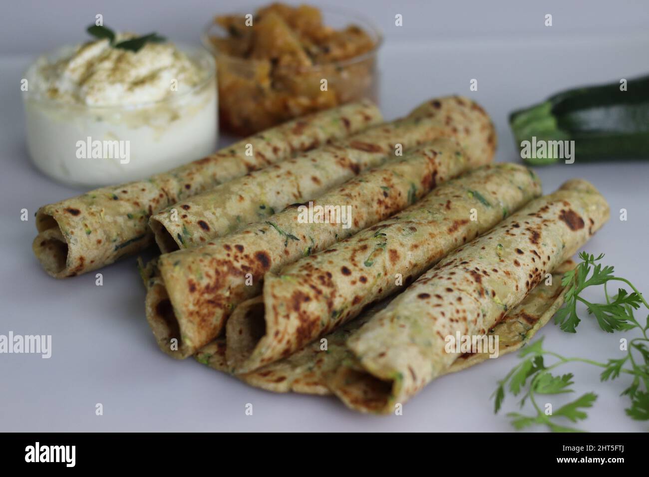 Lauki paratha hi-res stock photography and images - Alamy