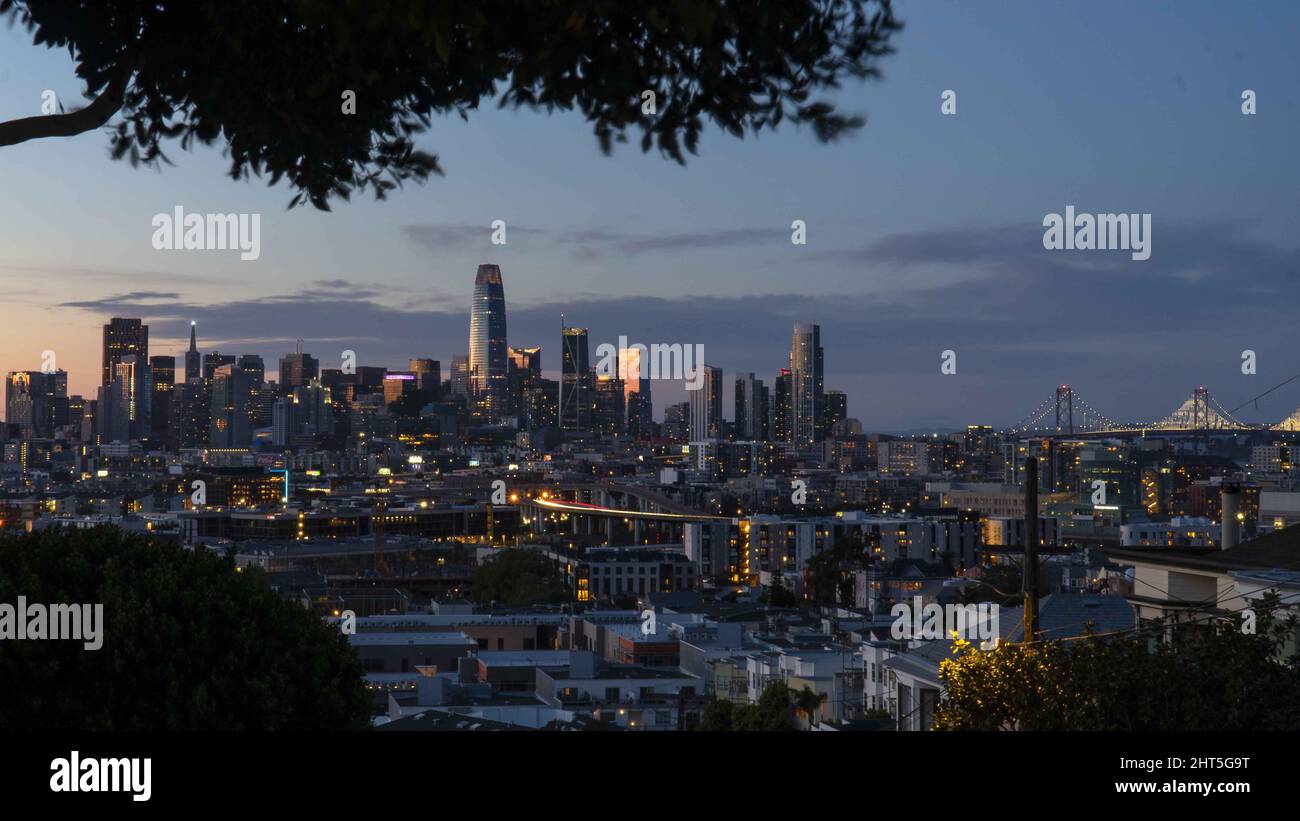 San Francisco skyline at sunset Stock Photo - Alamy