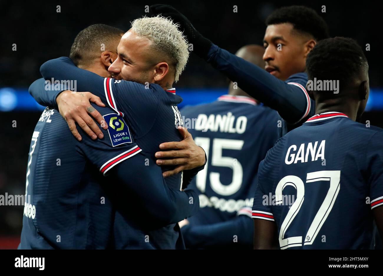 Kylian mbappe psg celebrate hi-res stock photography and images - Alamy