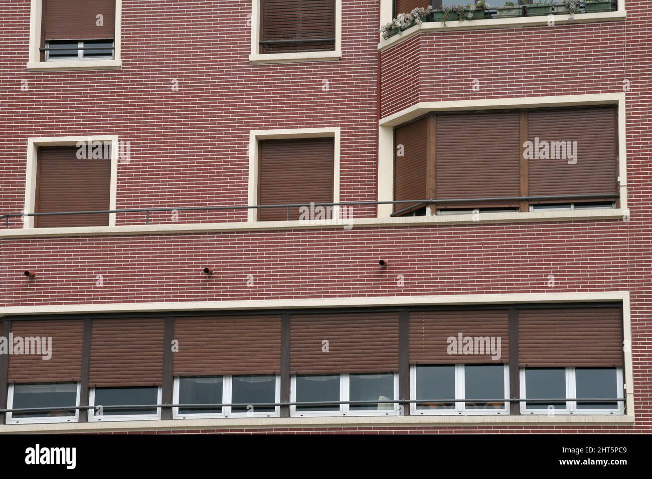 Beautiful view of a modern building with reflective windows Stock Photo ...