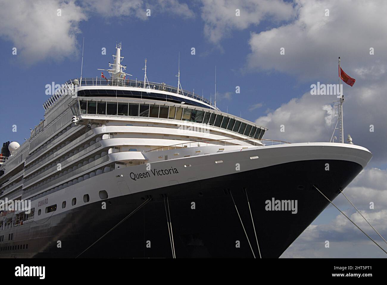 Copenhagen / Denmark. Cruise ship Queen Victoria duck at langeline kaj ...