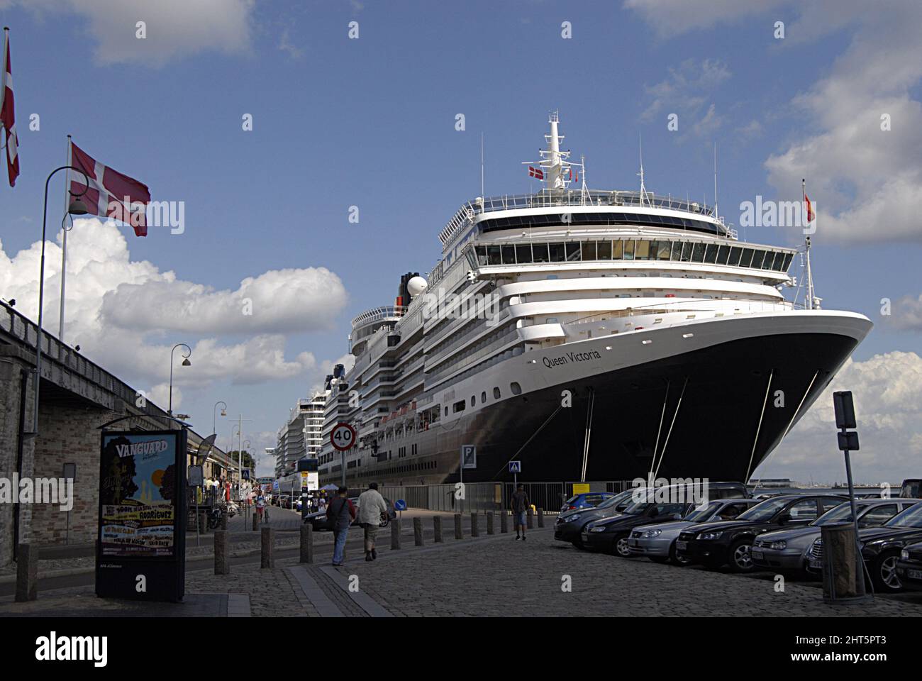Copenhagen / Denmark. Cruise ship Queen Victoria duck at langeline kaj ...