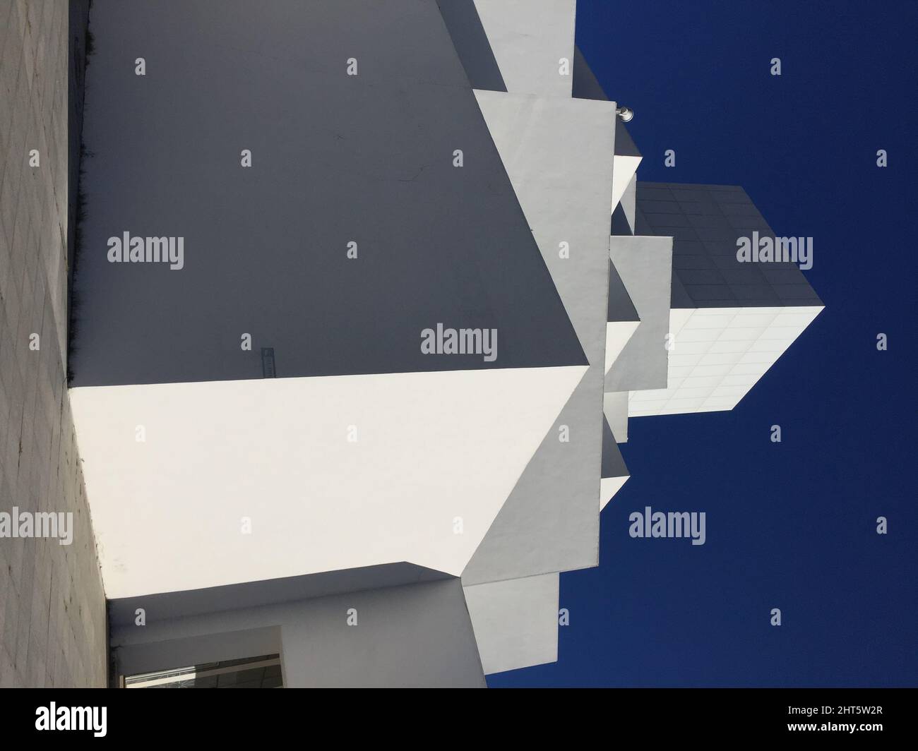 Exterior view of the white wall buildings of the Museum of Islamic Art ...