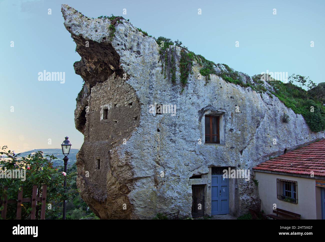 Sedilo, Sardinia, Italy. Archeological house Stock Photo - Alamy