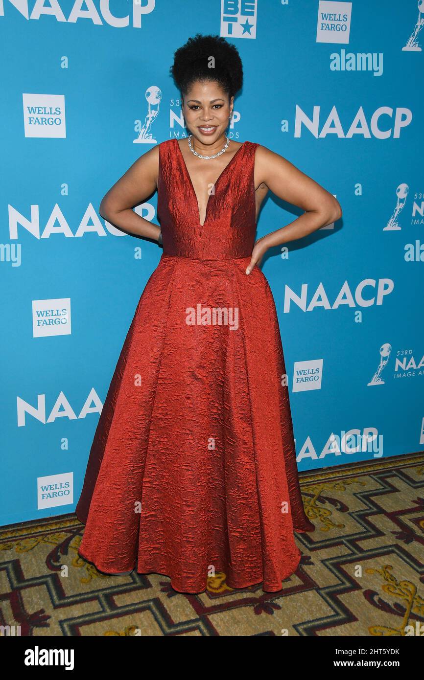 Los Angeles, USA. 26th Feb, 2022. Kelly Chapman arrives at the 53rd ...