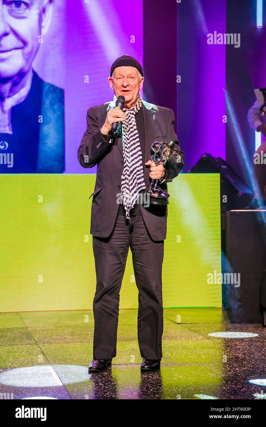 Legendary Comedian Pieter Dirk Uys with his lifetime achievement award ...