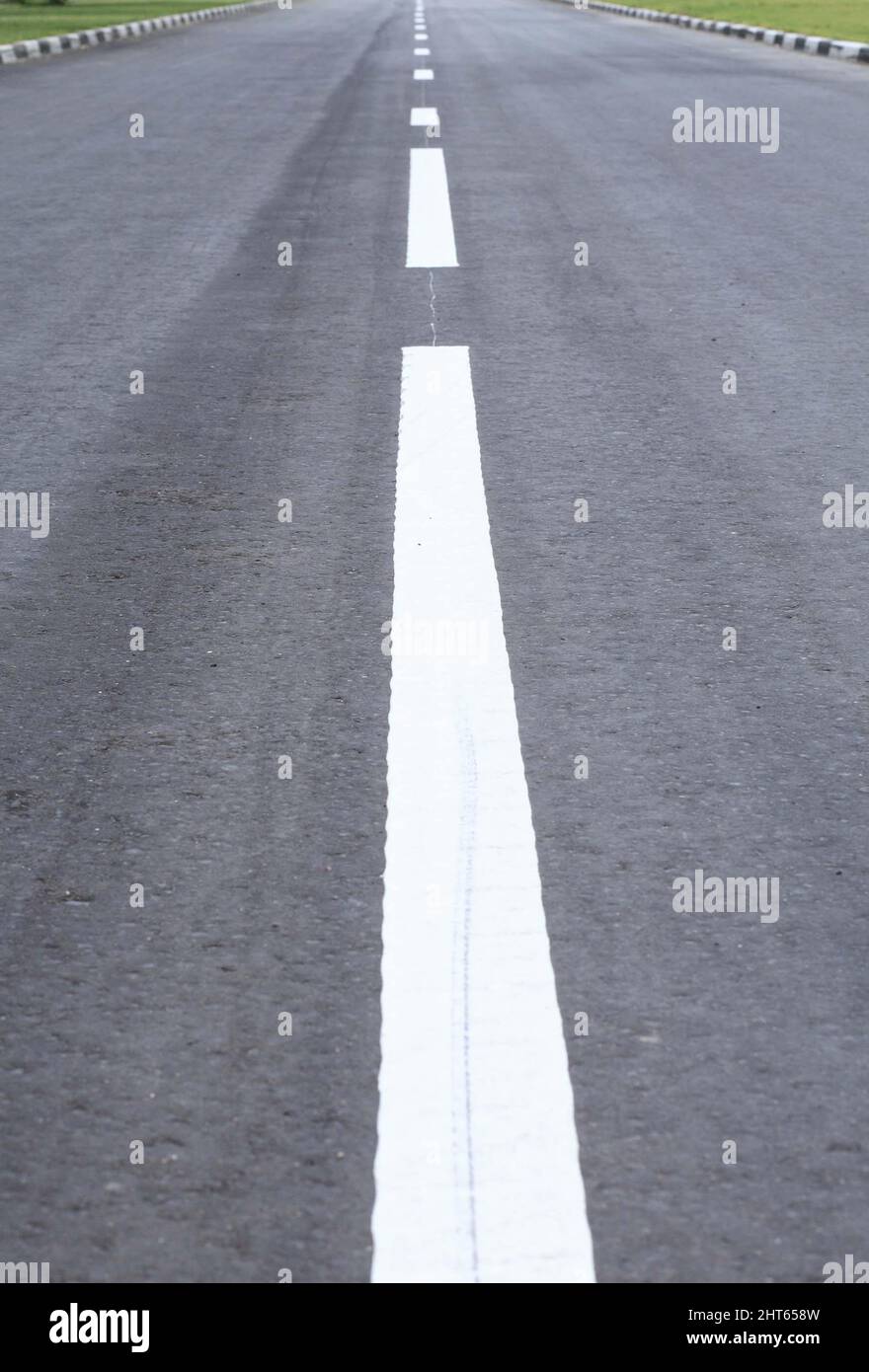 highway on street at day time Stock Photo - Alamy