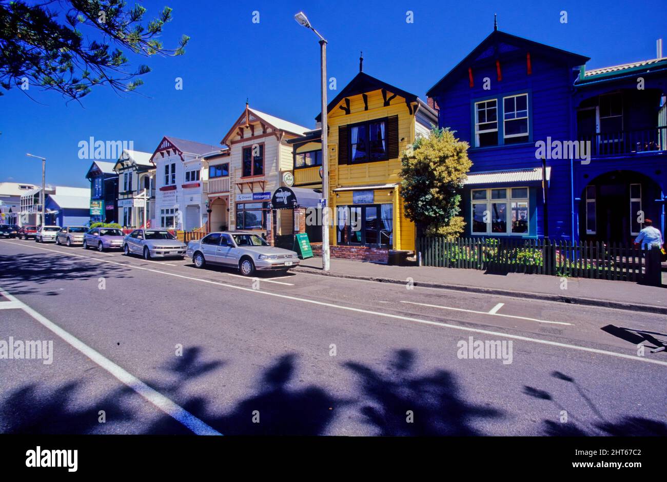 Napier, is a city on the eastern coast of the North Island of New ...