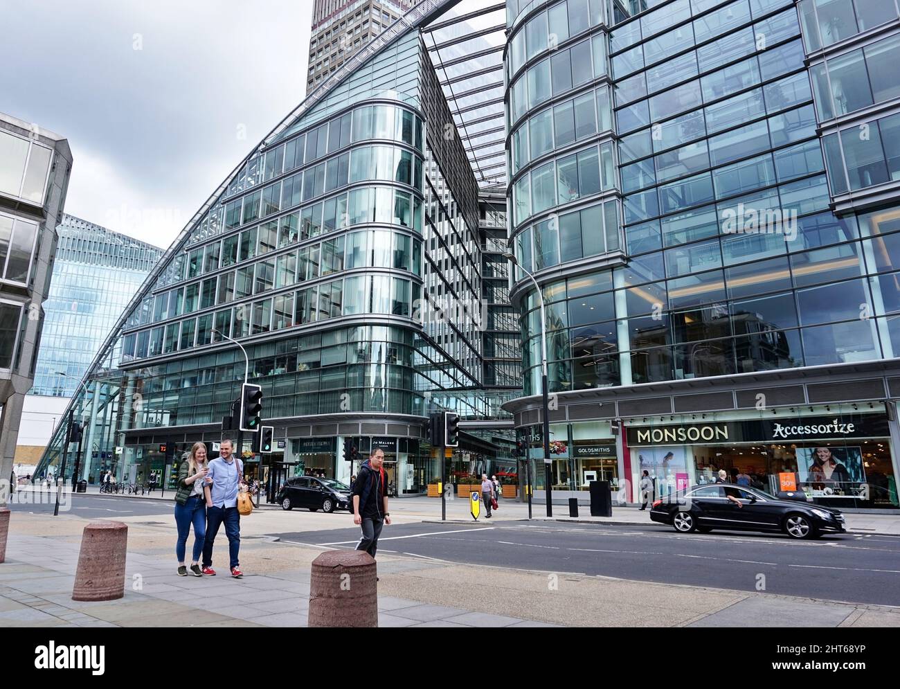 From cardinal place hi-res stock photography and images - Alamy
