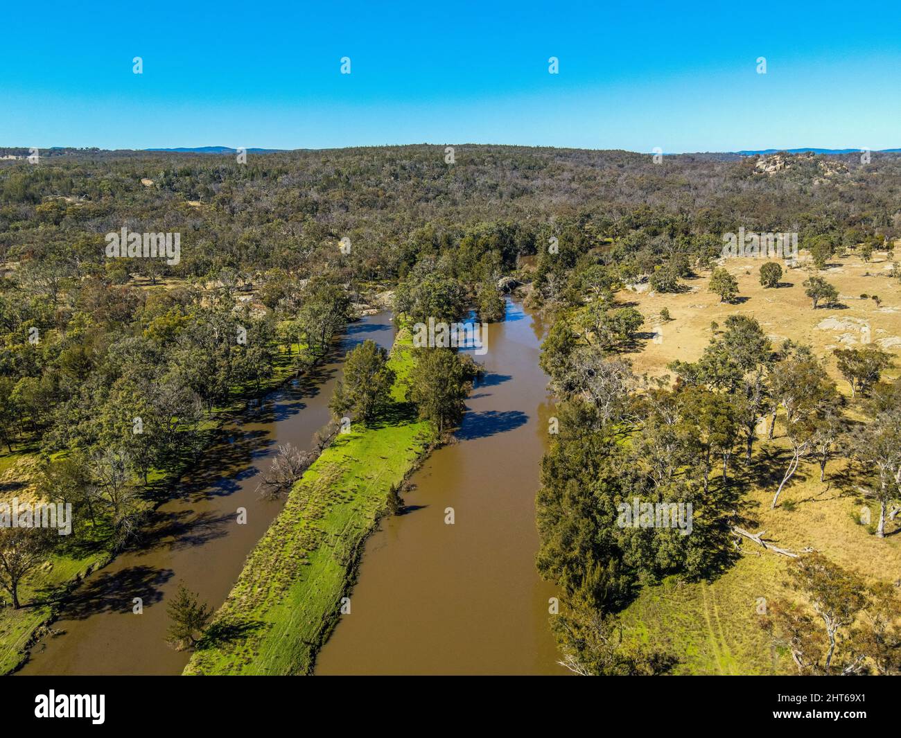 Breathtaking aerial view of the Severn River, Strathbogie, NSW ...