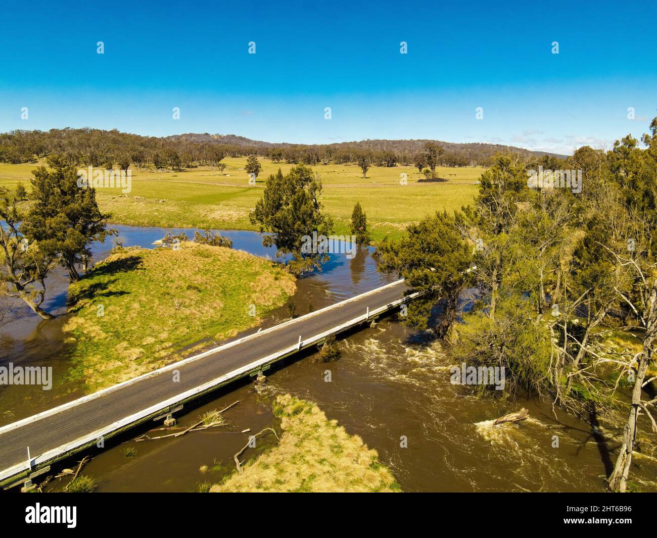 Traffic road over the Seven river with nearby dense vegetation in ...