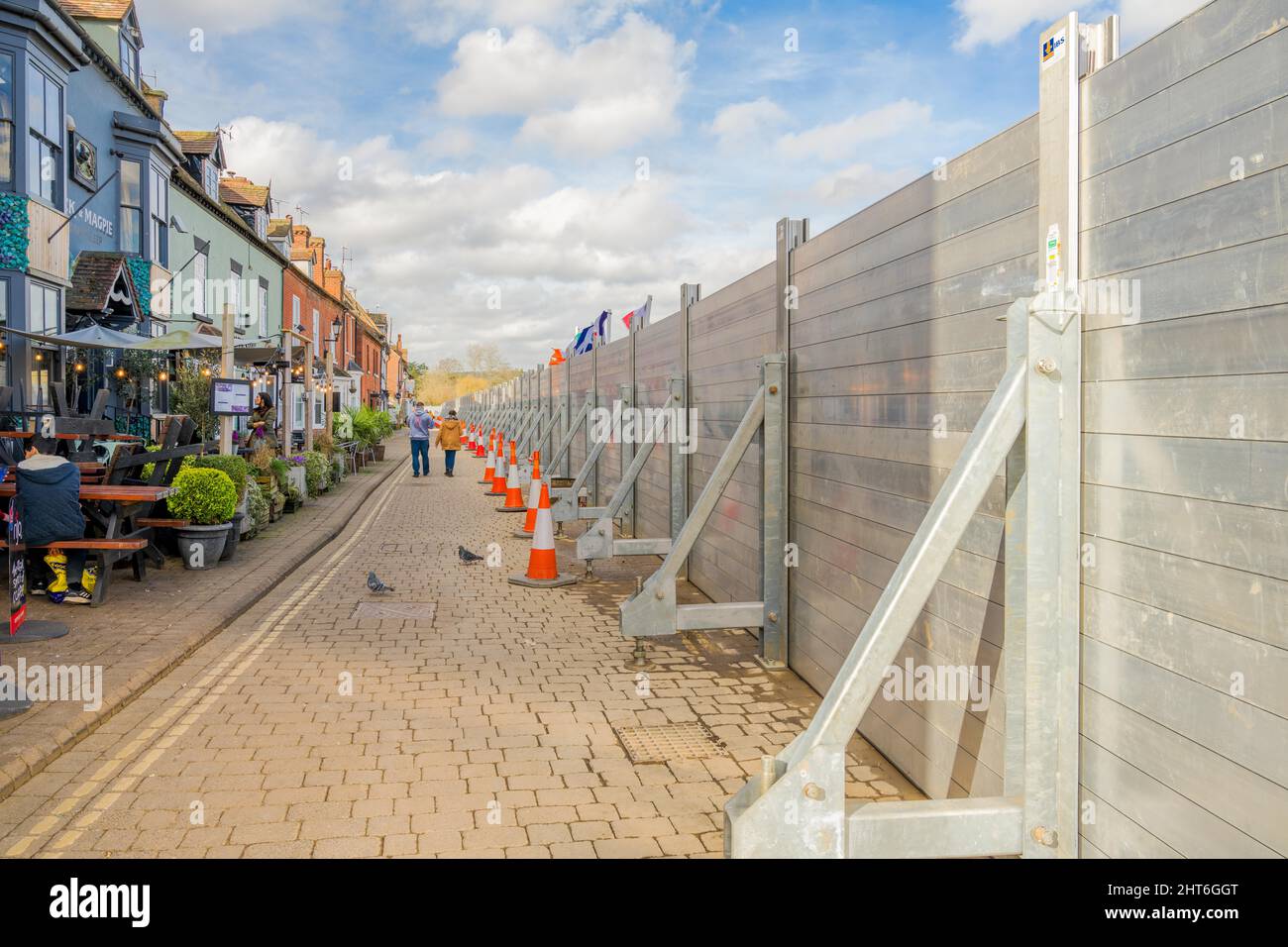 Flood defence barriers hi-res stock photography and images - Alamy