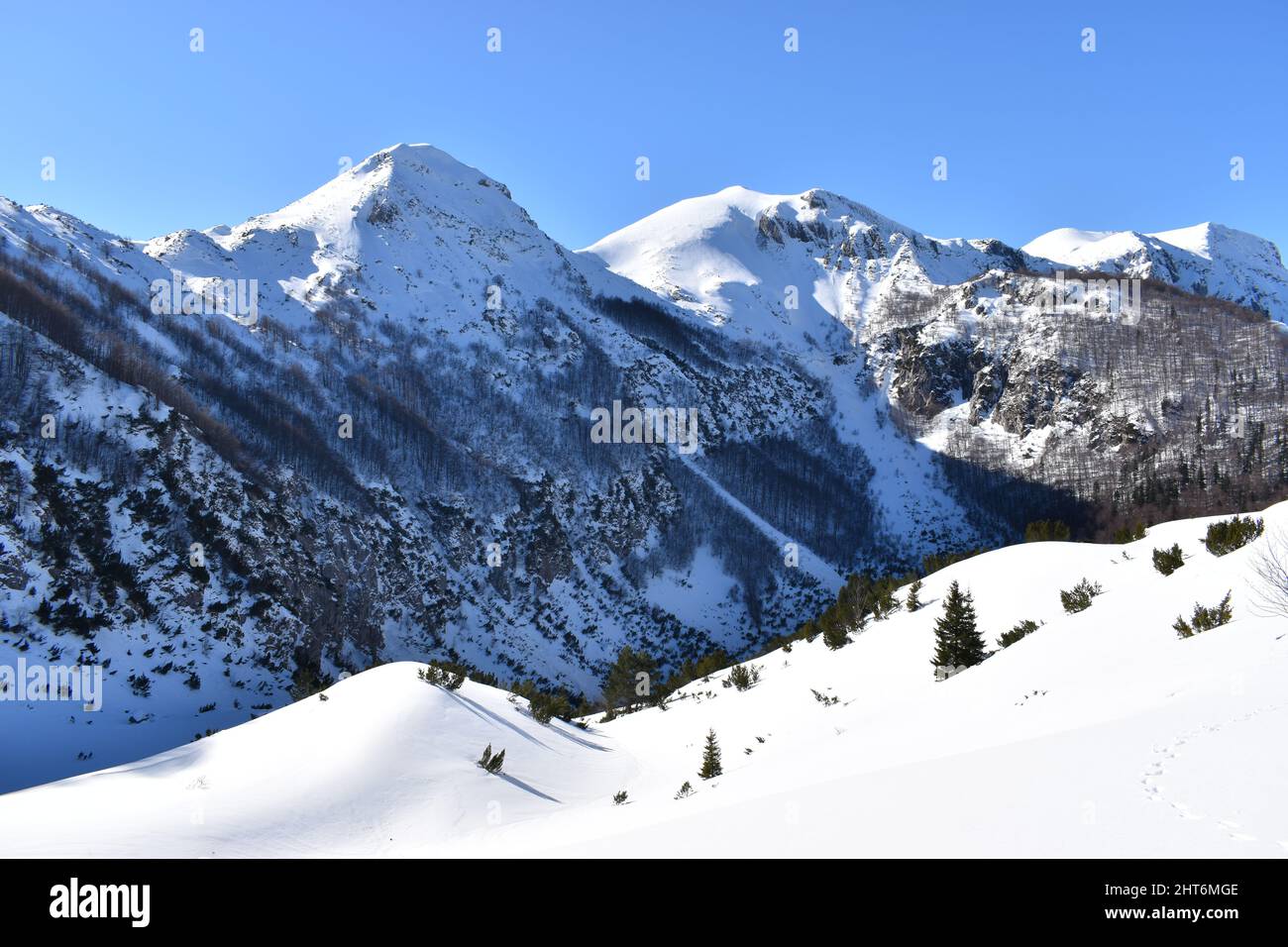 Winter hiking on Zelengora mountain, Bosnia Stock Photo - Alamy