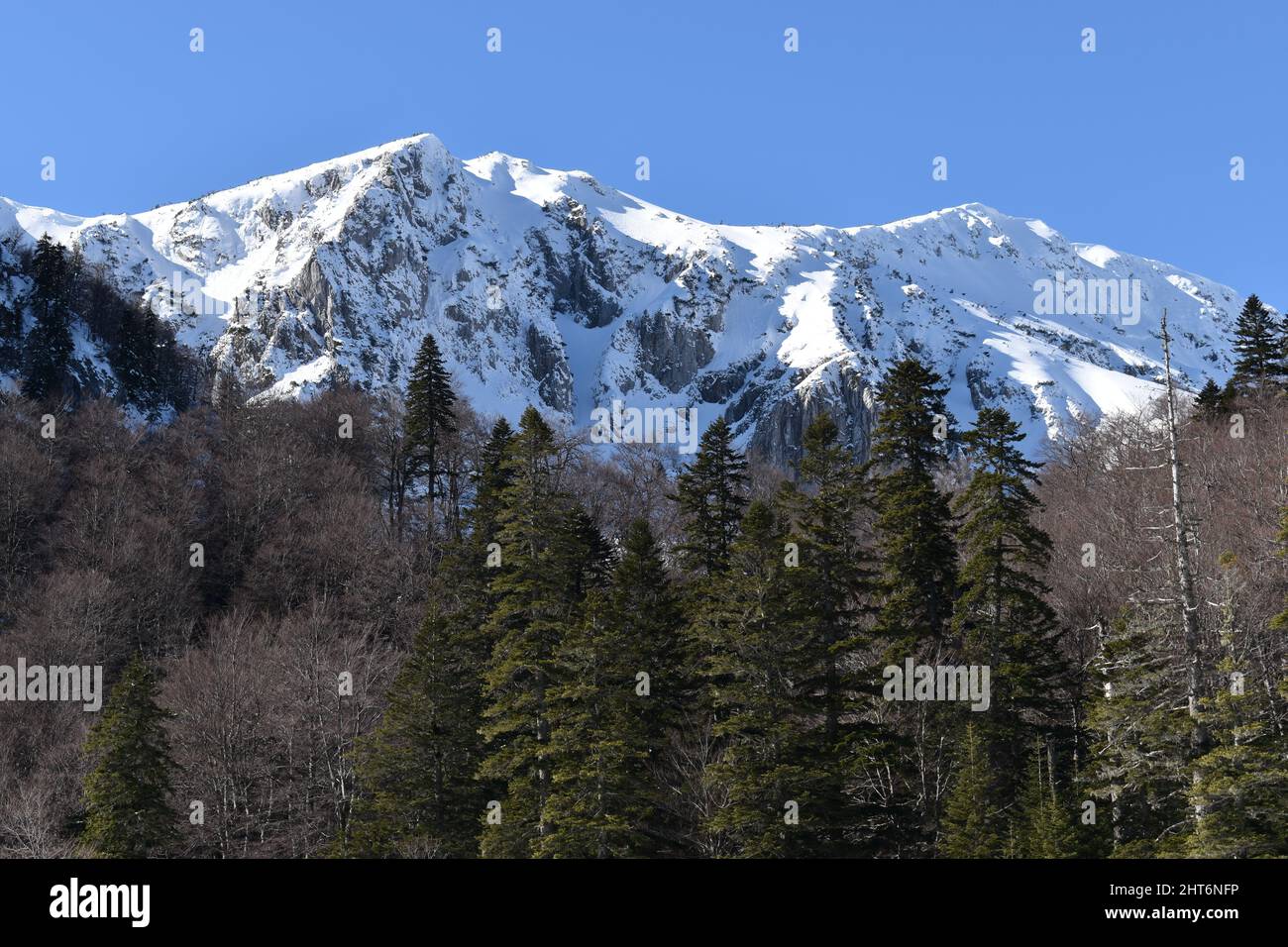 Winter hiking on Zelengora mountain, Bosnia Stock Photo - Alamy