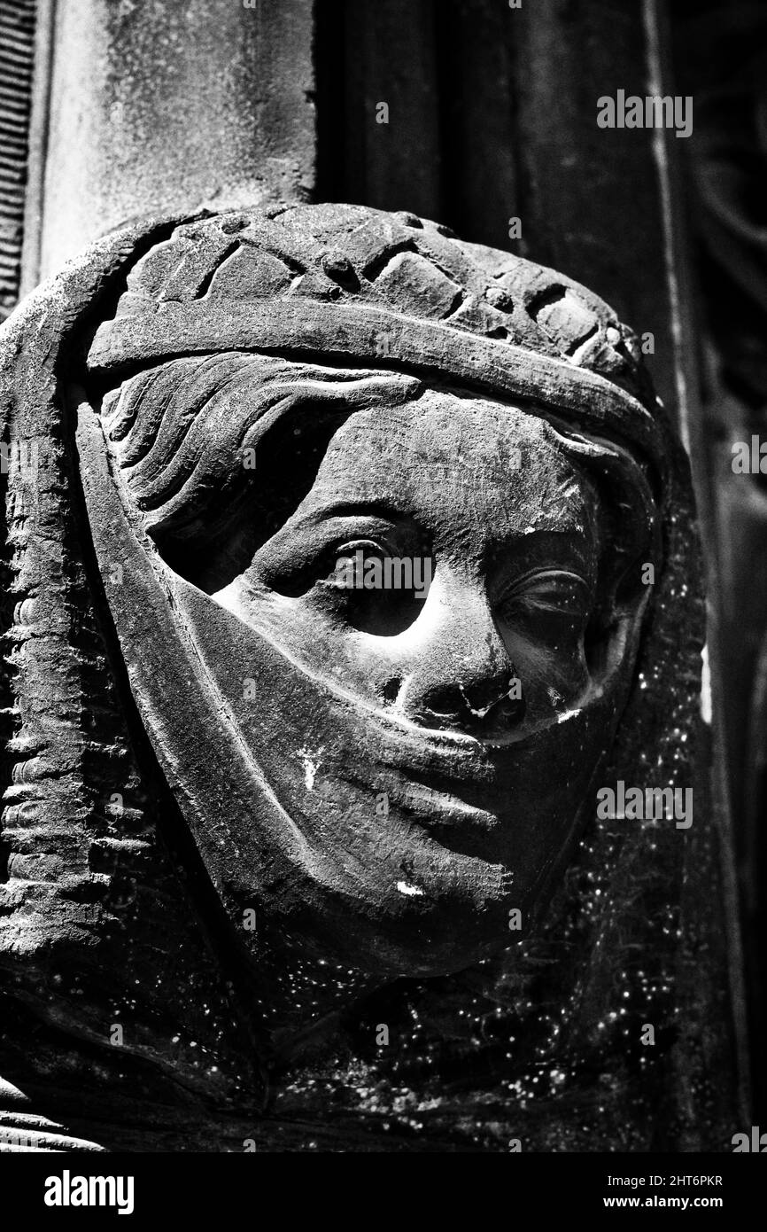 Ghostly woman castle hi-res stock photography and images - Alamy