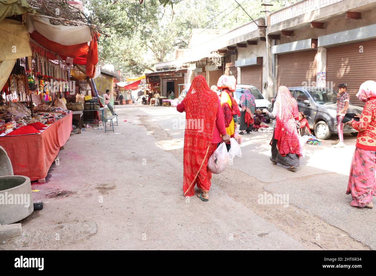 Indian local market hi-res stock photography and images - Alamy