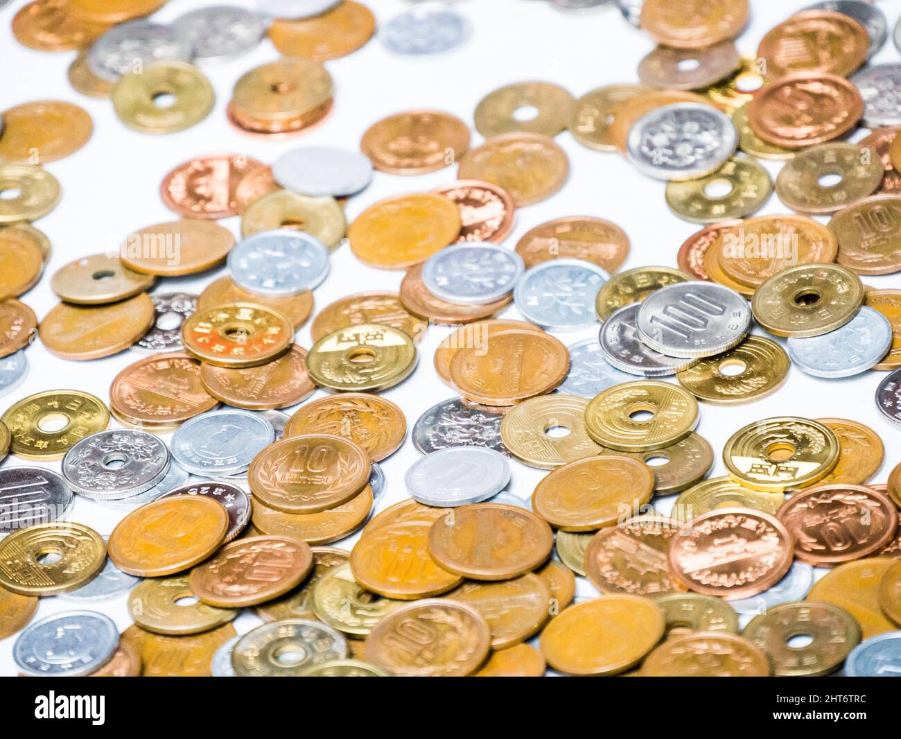 Chinese currency coins hi-res stock photography and images - Alamy