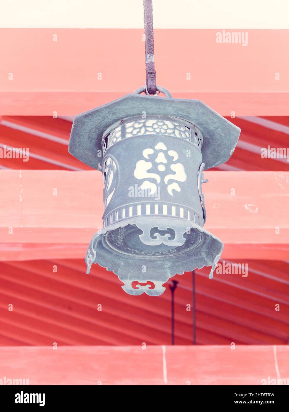 Lamp hanging from the ceiling of the Heian-Jingu Shrine in Kyoto, Japan ...